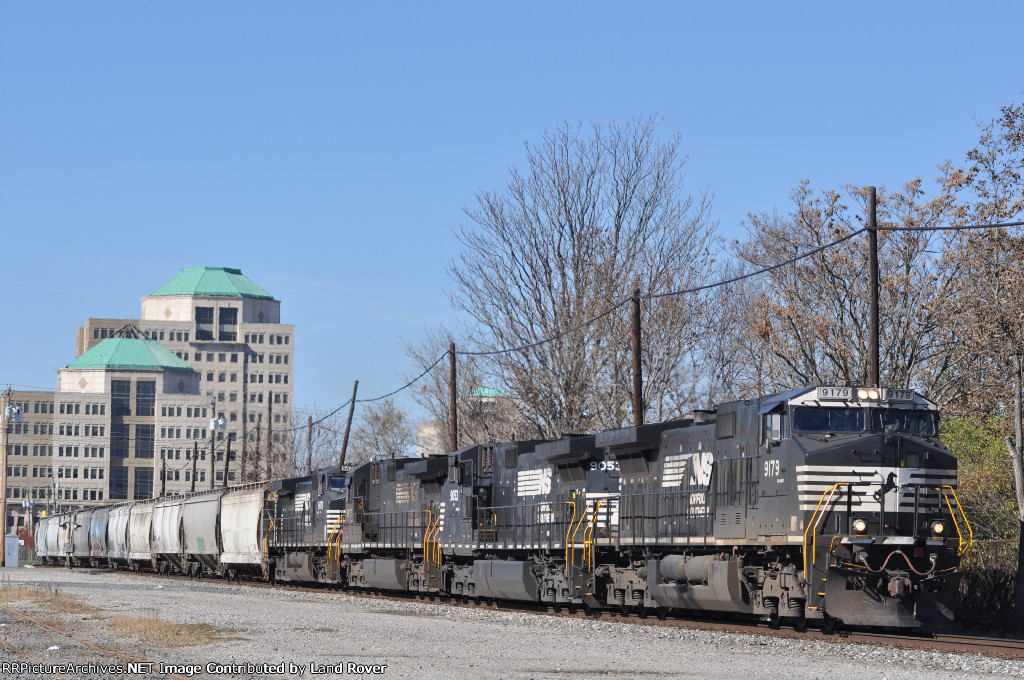 NS 9179 On NS 44 A Eastbound